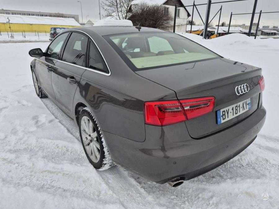 Brown Audi A6 2011 in Kaunas, with an engine capacity of 2.97 L and mileage of 280 thousand km for 8900 €, photo 15 on AUTOMOTO.COM.LV