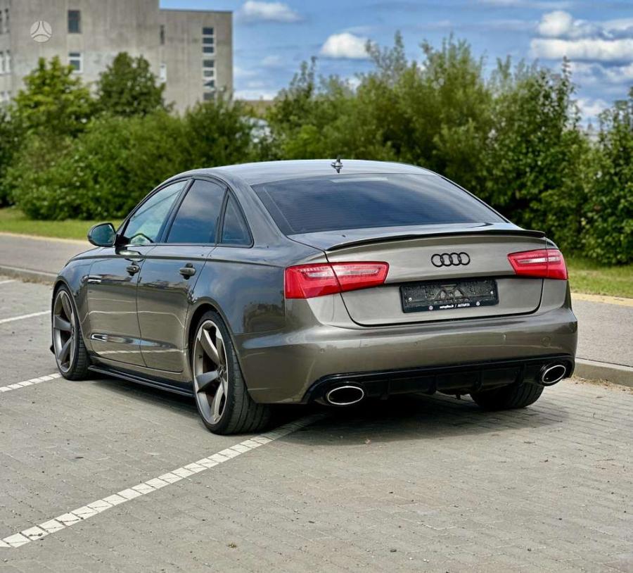 Brown Audi A6 2011 in Kretinga, with an engine capacity of 2.97 L and mileage of 319 thousand km for 10999 €, photo 7 on AUTOMOTO.COM.LV
