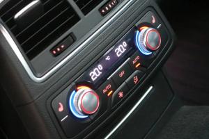 Brown Audi A6 2012 in Riga, with an engine capacity of 3.00 L and mileage of 0 thousand km for 9990 €, photo 16 on AUTOMOTO.COM.LV