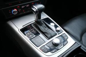 Brown Audi A6 2012 in Riga, with an engine capacity of 3.00 L and mileage of 0 thousand km for 9990 €, photo 27 on AUTOMOTO.COM.LV