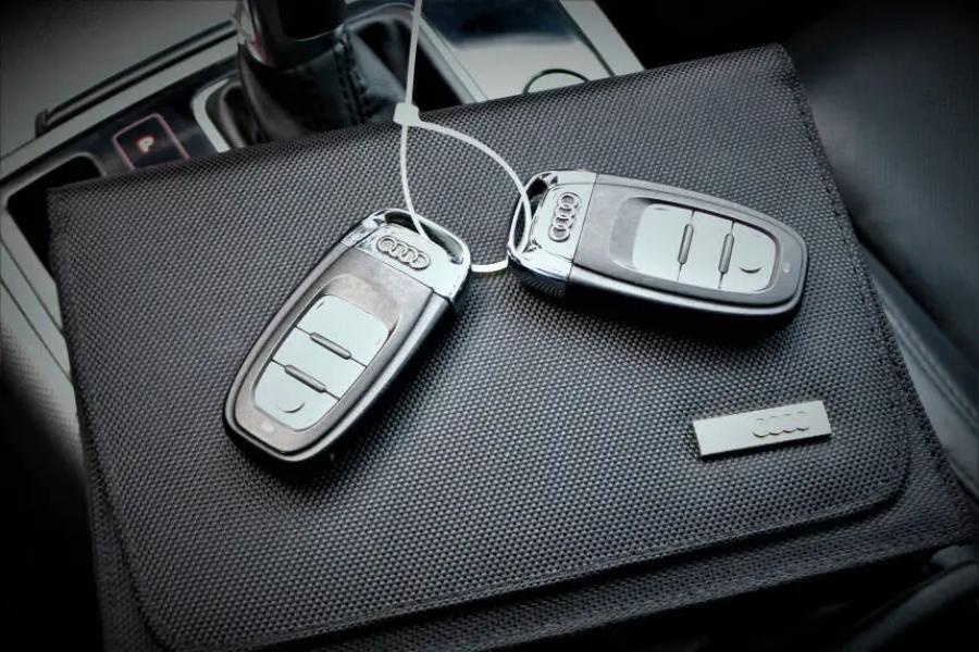 Brown Audi A6 2012 in Riga, with an engine capacity of 3.00 L and mileage of 0 thousand km for 9990 €, photo 34 on AUTOMOTO.COM.LV