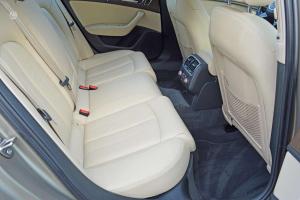 Brown Audi A6 2015 in Vilnius, with an engine capacity of 3.00 L and mileage of 32 thousand km for 16650 €, photo 9 on AUTOMOTO.COM.LV
