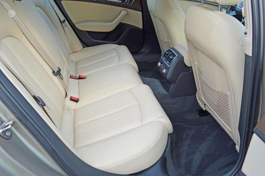 Brown Audi A6 2015 in Vilnius, with an engine capacity of 3.00 L and mileage of 32 thousand km for 16650 €, photo 9 on AUTOMOTO.COM.LV