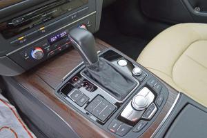 Brown Audi A6 2015 in Vilnius, with an engine capacity of 3.00 L and mileage of 32 thousand km for 16650 €, photo 22 on AUTOMOTO.COM.LV