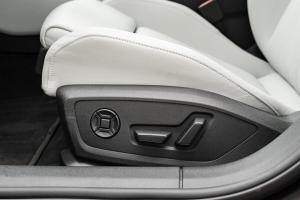 Brūns Audi A6 2025 Mārupe, ar dzinēja tilpumu 2.00 L un nobraukumu 14 tūkst. km par 70490 €, foto 12 vietnē AUTOMOTO.COM.LV
