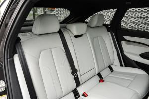 Brūns Audi A6 2025 Mārupe, ar dzinēja tilpumu 2.00 L un nobraukumu 14 tūkst. km par 70490 €, foto 33 vietnē AUTOMOTO.COM.LV