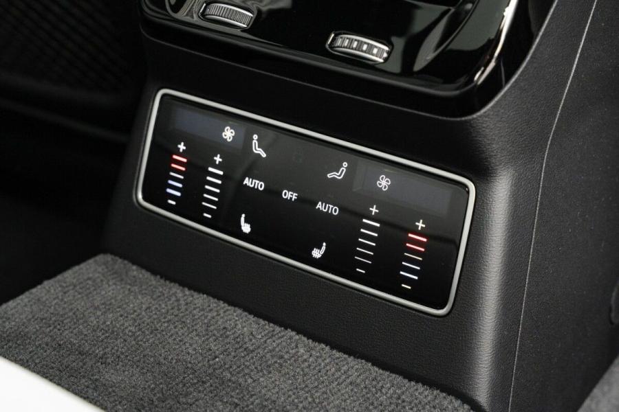 Brūns Audi A6 2025 Mārupe, ar dzinēja tilpumu 2.00 L un nobraukumu 14 tūkst. km par 70490 €, foto 34 vietnē AUTOMOTO.COM.LV