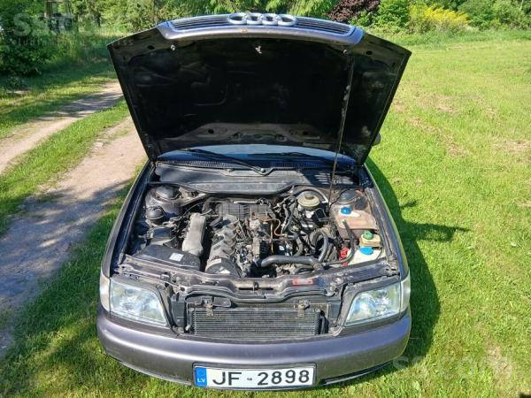 Brown Audi A6 1997 in Rezekne, with an engine capacity of 2.50 L and mileage of 401 thousand km for 955 €, photo 4 on AUTOMOTO.COM.LV
