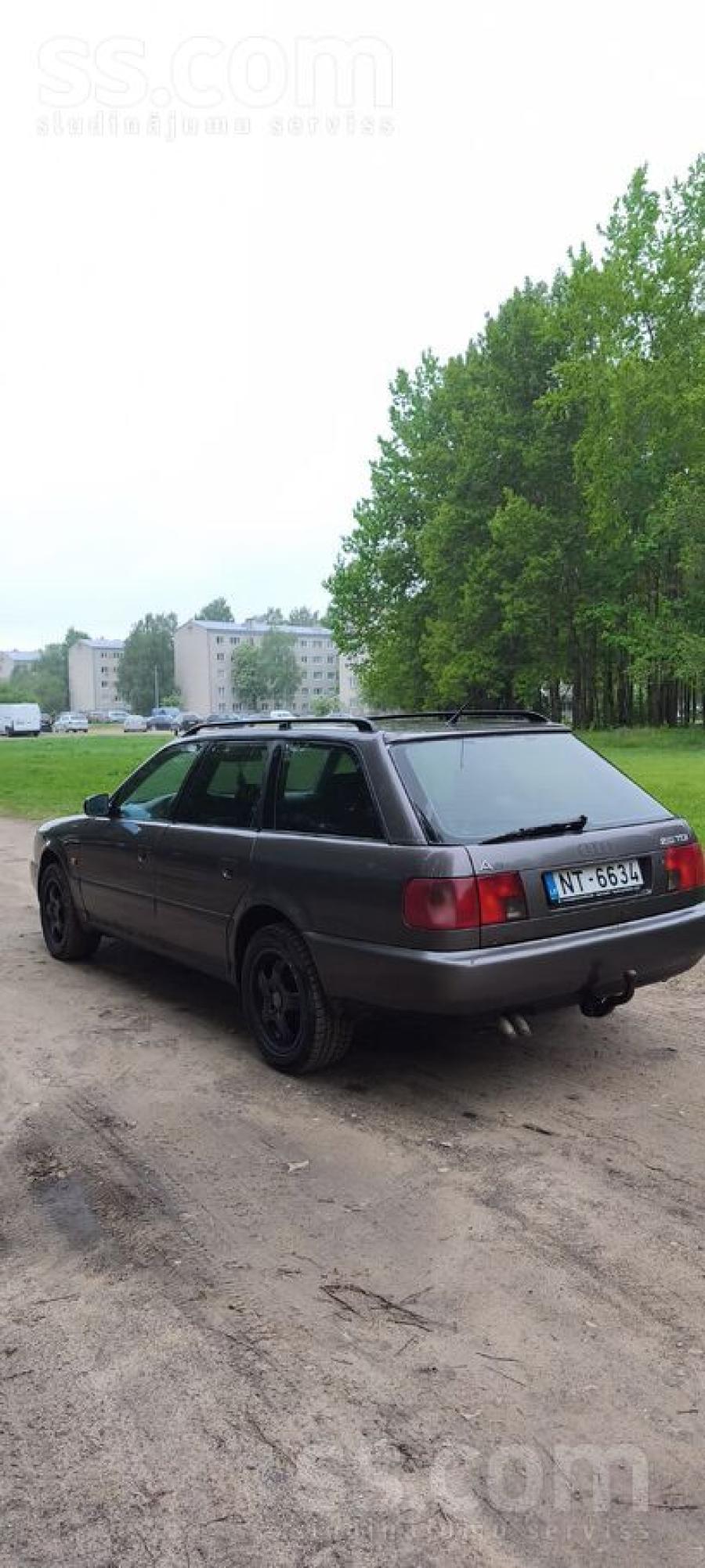 Brown Audi A6 1997 in Riga, with an engine capacity of 2.50 L and mileage of 500 thousand km for 1300 €, photo 4 on AUTOMOTO.COM.LV