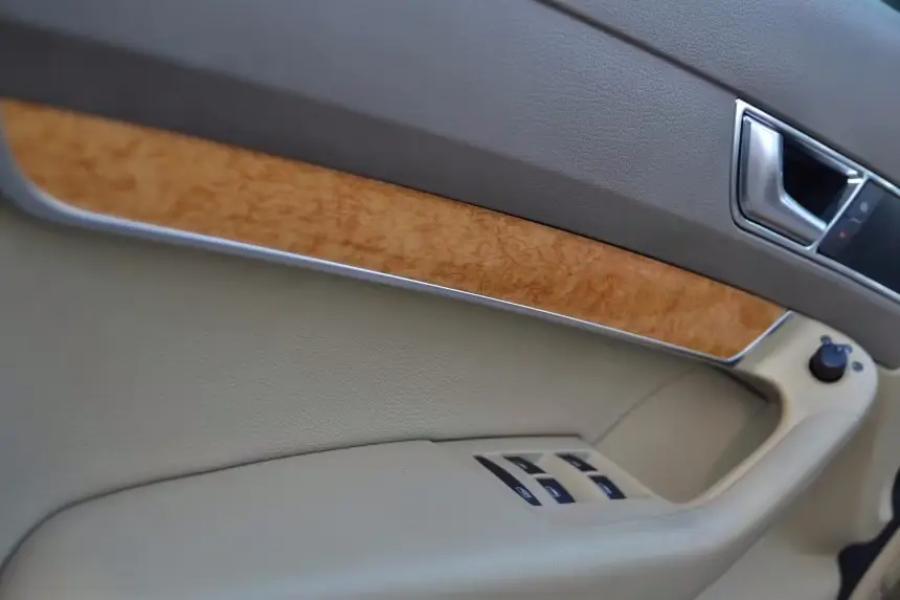 Brūns Audi A6 2006 Jēkabpils, ar dzinēja tilpumu 2.70 L un nobraukumu 203 tūkst. km par 5000 €, foto 16 vietnē AUTOMOTO.COM.LV