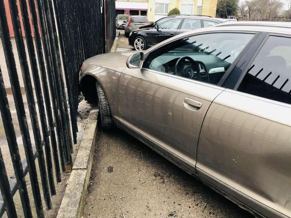 Brown Audi A6 2009 in Kaunas, with an engine capacity of 2.70 L and mileage of 254 thousand km for 1800 €, photo 4 on AUTOMOTO.COM.LV