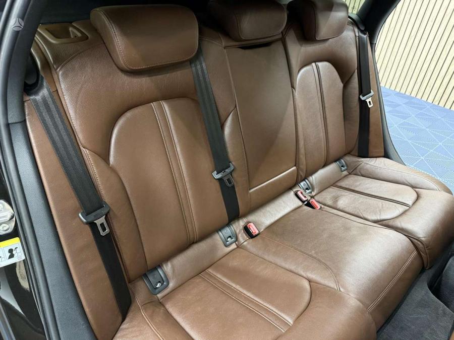 Brūns Audi A6 2011 Marijampole, ar dzinēja tilpumu 2.97 L un nobraukumu 318 tūkst. km par 11900 €, foto 17 vietnē AUTOMOTO.COM.LV
