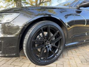 Brown Audi A6 2015 in Valmiera, with an engine capacity of 3.00 L and mileage of 275 thousand km for 13400 €, photo 9 on AUTOMOTO.COM.LV