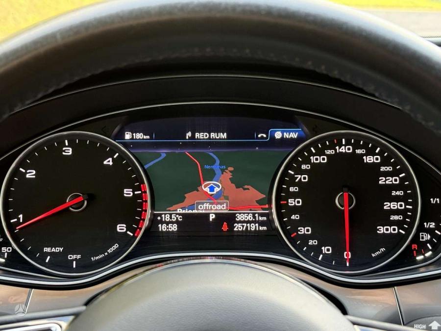 Brown Audi A6 2017 in Prienai, with an engine capacity of 1.97 L and mileage of 257 thousand km for 13800 €, photo 39 on AUTOMOTO.COM.LV