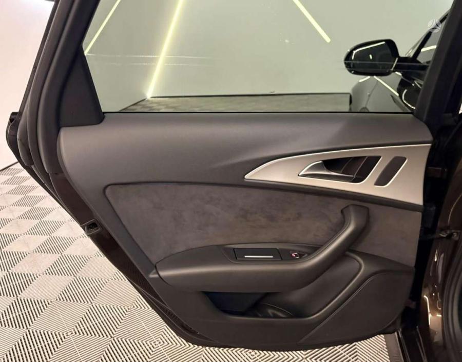 Brown Audi A6 2018 in Marijampole, with an engine capacity of 2.97 L and mileage of 177 thousand km for 15650 €, photo 21 on AUTOMOTO.COM.LV