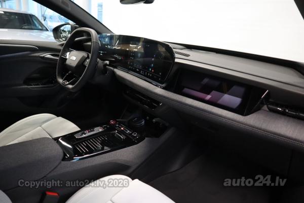 Black Audi A6 e-tron 2025 in Tallinn, with an engine capacity of 0.00 L and mileage of 17 thousand km for 70000 €, photo 4 on AUTOMOTO.COM.LV