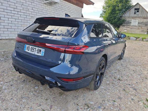 Blue Audi A6 e-tron 2025 in Telschi, with an engine capacity of 0.00 L and mileage of 30 thousand km for 28500 €, photo 6 on AUTOMOTO.COM.LV