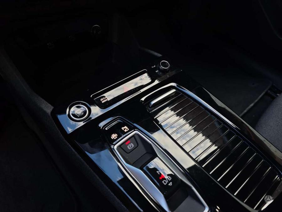 Blue Audi A6 e-tron 2025 in Telschi, with an engine capacity of 0.00 L and mileage of 30 thousand km for 28500 €, photo 33 on AUTOMOTO.COM.LV