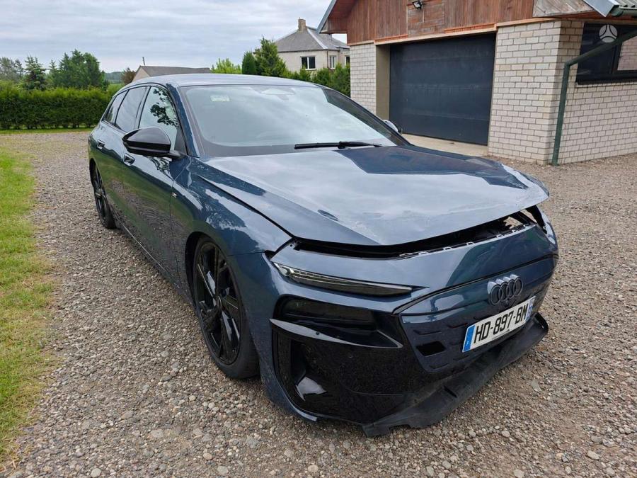 Audi A6 e-tron 2025 Telšiai, ar dzinēja tilpumu 0.00 L un nobraukumu 34 tūkst. km par 28500 €, foto 1 vietnē AUTOMOTO.COM.LV