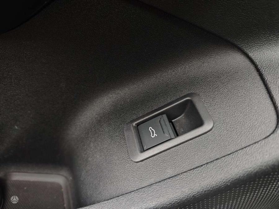 Audi A6 e-tron 2025 Telšiai, ar dzinēja tilpumu 0.00 L un nobraukumu 34 tūkst. km par 28500 €, foto 25 vietnē AUTOMOTO.COM.LV