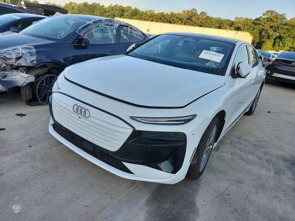 White Audi A6 e-tron 2025 in Klaipeda, with an engine capacity of 0.00 L and mileage of 16 thousand km for 27500 €, photo 1 on AUTOMOTO.COM.LV
