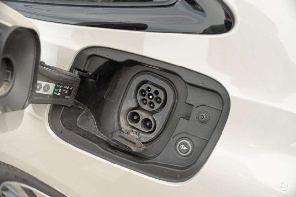 Dzeltens Audi A6 e-tron 2025 Viļņa, ar dzinēja tilpumu 0.00 L un nobraukumu 21 tūkst. km par 61600 €, foto 11 vietnē AUTOMOTO.COM.LV