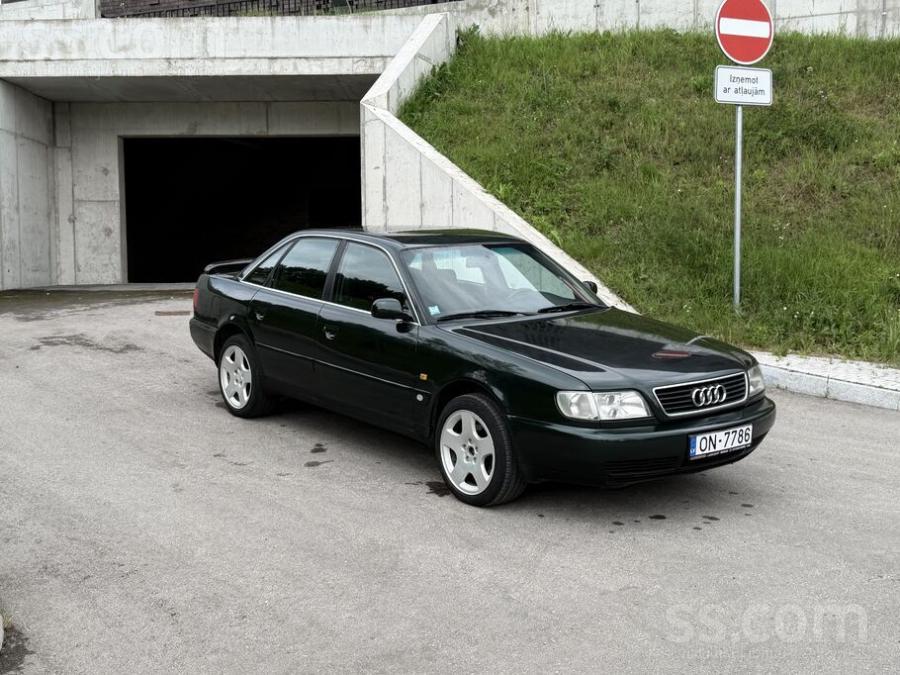 Green Audi A6 1995 in Riga, with an engine capacity of 2.50 L and mileage of 330 thousand km for 3700 €, photo 1 on AUTOMOTO.COM.LV