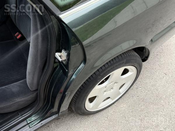 Zaļš Audi A6 1995 Rīga, ar dzinēja tilpumu 2.50 L un nobraukumu 330 tūkst. km par 3700 €, foto 9 vietnē AUTOMOTO.COM.LV