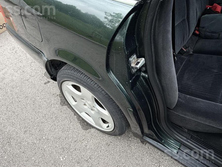 Green Audi A6 1995 in Riga, with an engine capacity of 2.50 L and mileage of 330 thousand km for 3700 €, photo 12 on AUTOMOTO.COM.LV