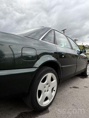 Green Audi A6 1995 in Riga, with an engine capacity of 2.50 L and mileage of 330 thousand km for 3700 €, photo 13 on AUTOMOTO.COM.LV