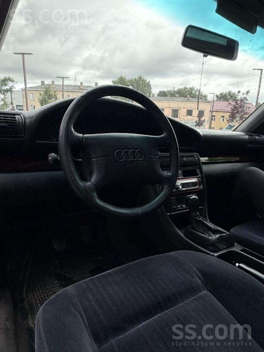 Green Audi A6 1995 in Riga, with an engine capacity of 2.50 L and mileage of 330 thousand km for 3700 €, photo 20 on AUTOMOTO.COM.LV