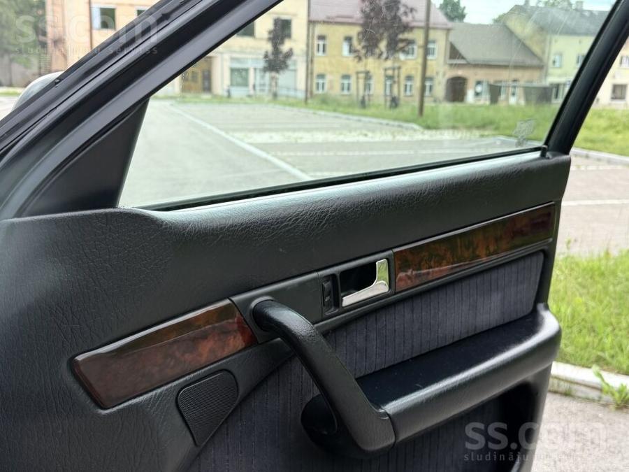 Green Audi A6 1995 in Riga, with an engine capacity of 2.50 L and mileage of 330 thousand km for 3700 €, photo 22 on AUTOMOTO.COM.LV