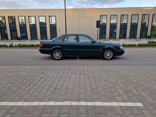 Green Audi A6 1996 in Vilnius, with an engine capacity of 2.50 L and mileage of 452 thousand km for 1250 €, photo 8 on AUTOMOTO.COM.LV