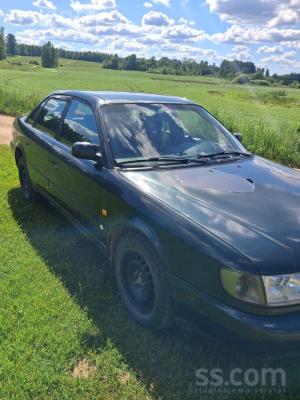 Zaļš Audi A6 1996 Gulbene, ar dzinēja tilpumu 1.90 L un nobraukumu 585 tūkst. km par 900 €, foto 6 vietnē AUTOMOTO.COM.LV