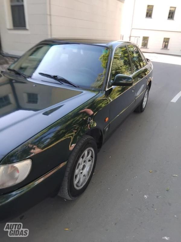 Zaļš Audi A6 1996 Raseiniai, ar dzinēja tilpumu 2.50 L un nobraukumu 460 tūkst. km par 2050 €, foto 3 vietnē AUTOMOTO.COM.LV