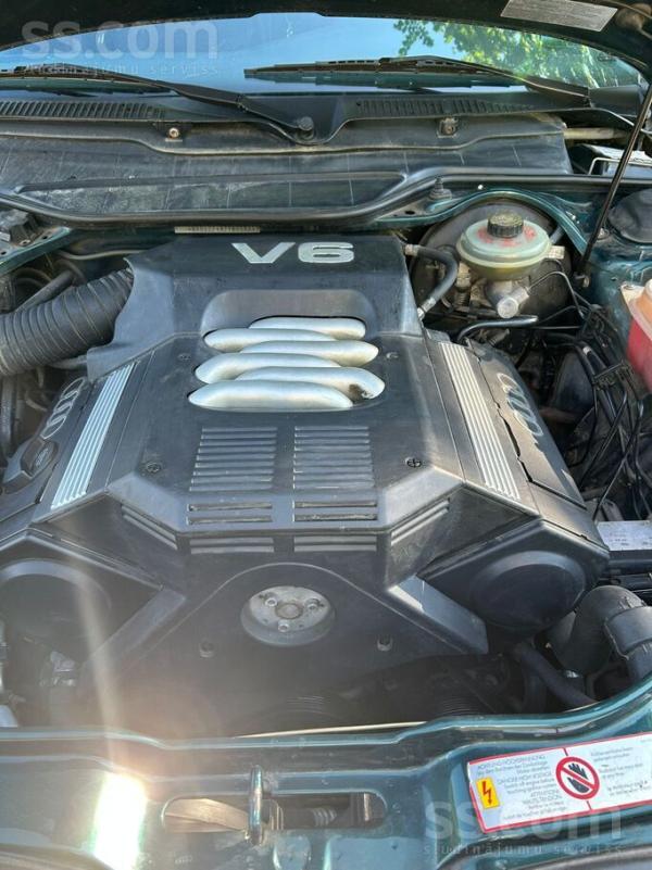 Zaļš Audi A6 1996 Valka, ar dzinēja tilpumu 2.60 L un nobraukumu 344 tūkst. km par 2300 €, foto 9 vietnē AUTOMOTO.COM.LV