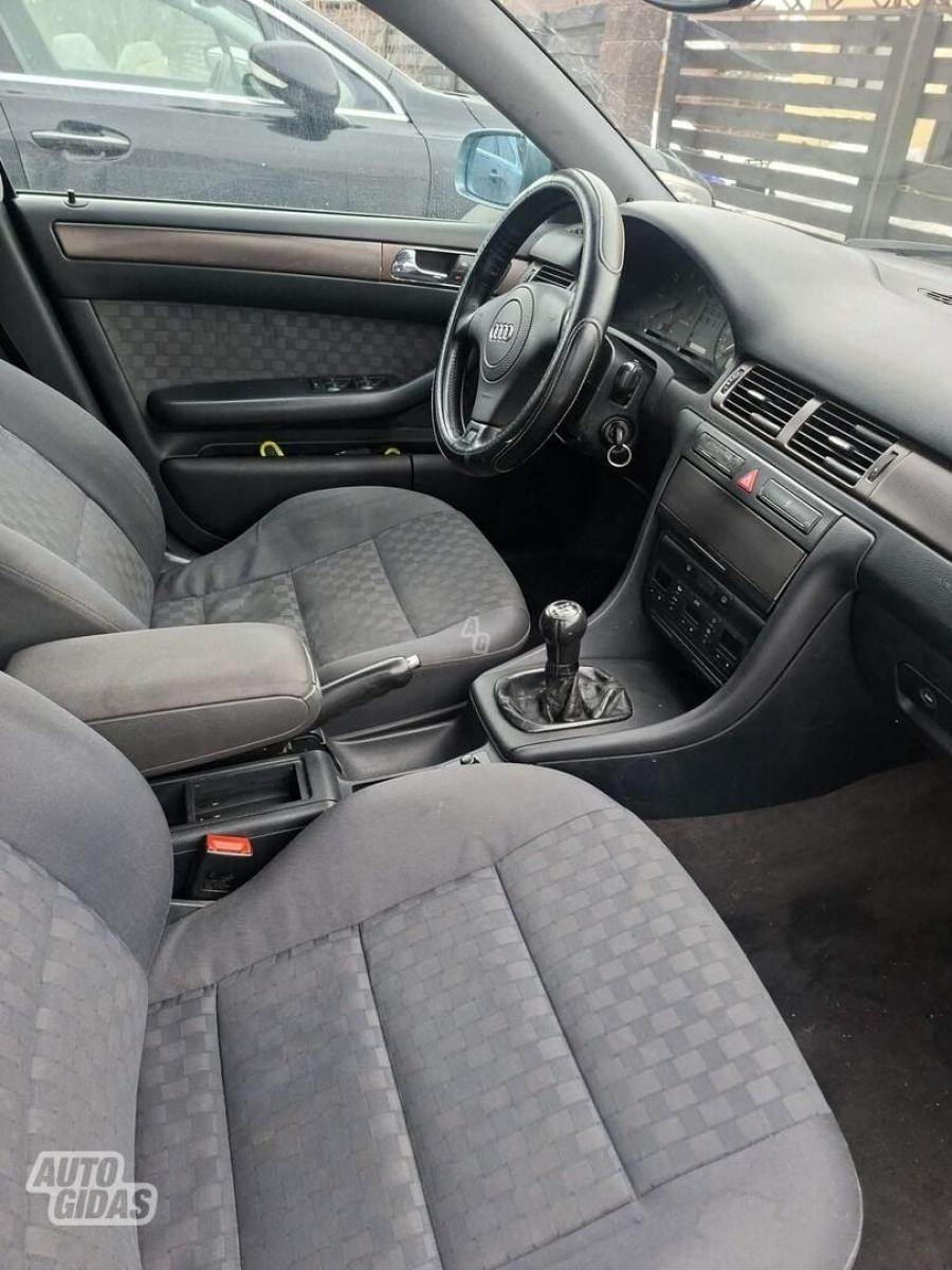 Green Audi A6 1997 in Klaipeda, with an engine capacity of 1.90 L and mileage of 412 thousand km for 1300 €, photo 5 on AUTOMOTO.COM.LV