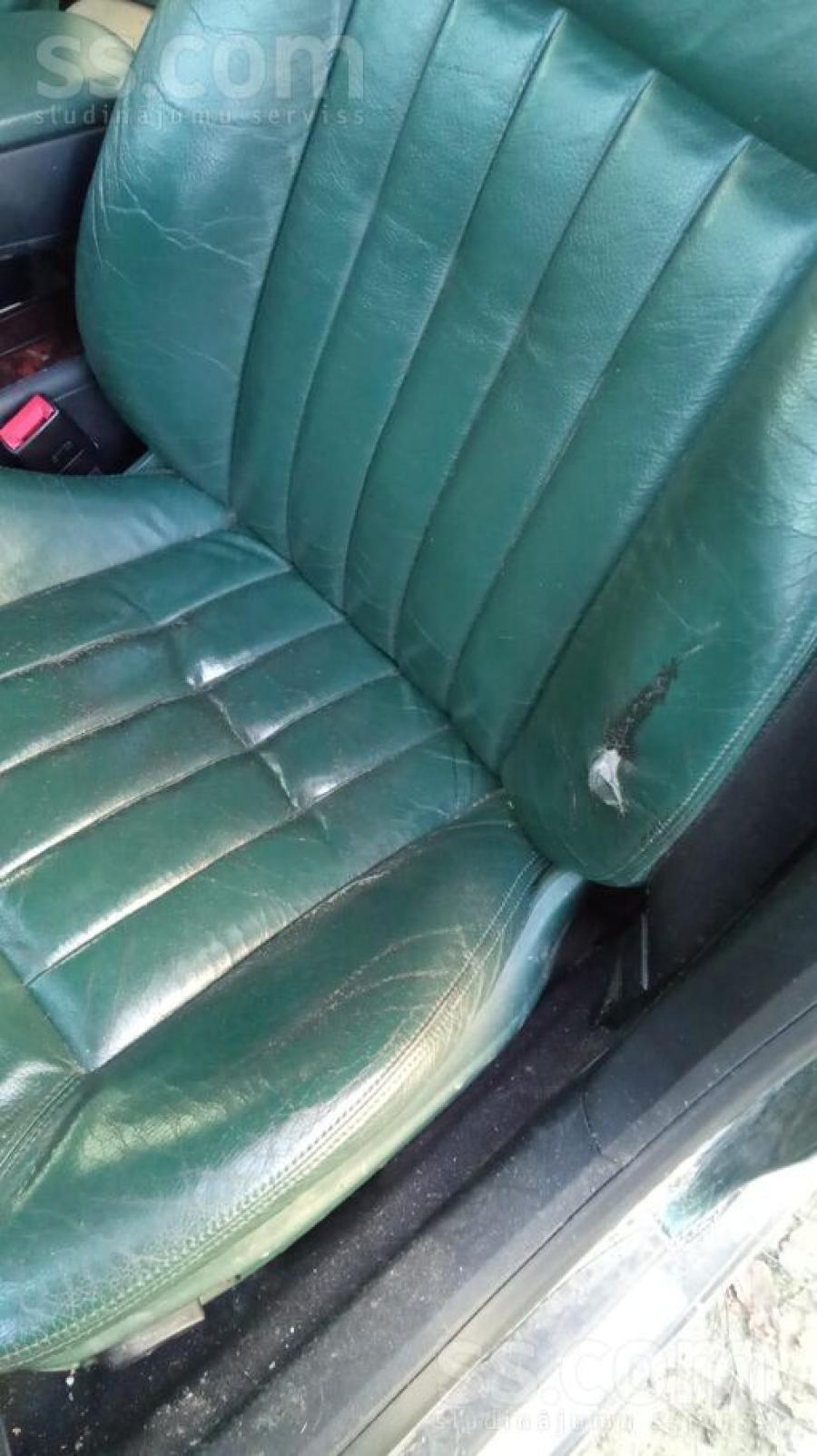 Green Audi A6 1998 in Riga, with an engine capacity of 2.80 L and mileage of 295 thousand km for 800 €, photo 4 on AUTOMOTO.COM.LV