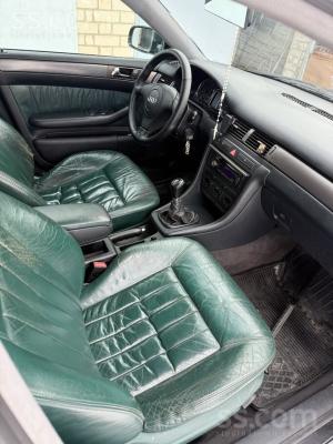 Green Audi A6 1998 in Daugavpils, with an engine capacity of 2.40 L and mileage of 382 thousand km for 1100 €, photo 4 on AUTOMOTO.COM.LV