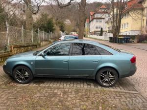 Zaļš Audi A6 1998 Rīga, ar dzinēja tilpumu 2.40 L un nobraukumu 315 tūkst. km par 750 €, foto 5 vietnē AUTOMOTO.COM.LV