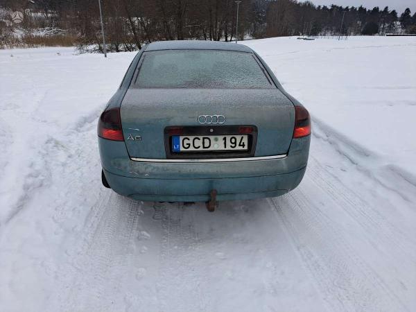 Zaļš Audi A6 1999 Viļņa, ar dzinēja tilpumu 1.90 L un nobraukumu 374 tūkst. km par 700 €, foto 2 vietnē AUTOMOTO.COM.LV