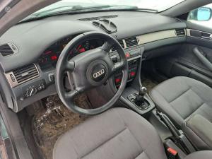 Zaļš Audi A6 1999 Viļņa, ar dzinēja tilpumu 1.90 L un nobraukumu 374 tūkst. km par 700 €, foto 7 vietnē AUTOMOTO.COM.LV