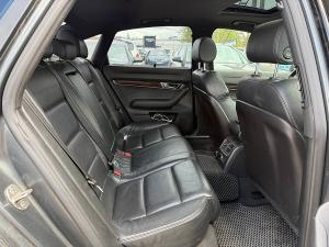 Green Audi A6 2004 in Tallinn, with an engine capacity of 3.00 L and mileage of 366 thousand km for 899 €, photo 8 on AUTOMOTO.COM.LV
