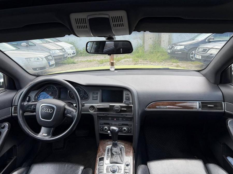 Green Audi A6 2004 in Tallinn, with an engine capacity of 3.00 L and mileage of 366 thousand km for 899 €, photo 13 on AUTOMOTO.COM.LV