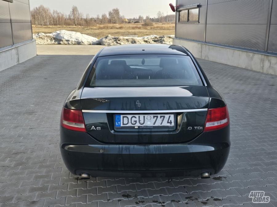 Green Audi A6 2005 in Siauliai, with an engine capacity of 2.00 L and mileage of 400 thousand km for 1350 €, photo 5 on AUTOMOTO.COM.LV