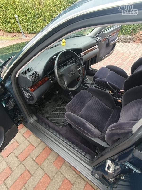 Green Audi A6 1994 in Vilnius, with an engine capacity of 2.50 L and mileage of 389 thousand km for 870 €, photo 11 on AUTOMOTO.COM.LV
