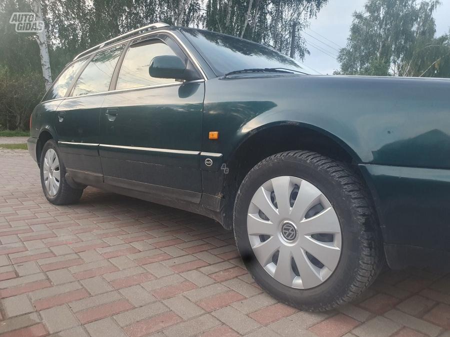 Zaļš Audi A6 1994 Viļņa, ar dzinēja tilpumu 2.50 L un nobraukumu 389 tūkst. km par 870 €, foto 21 vietnē AUTOMOTO.COM.LV