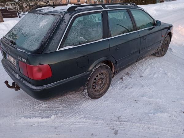 Green Audi A6 1995 in Vilnius, with an engine capacity of 2.50 L and mileage of 592 thousand km for 800 €, photo 8 on AUTOMOTO.COM.LV