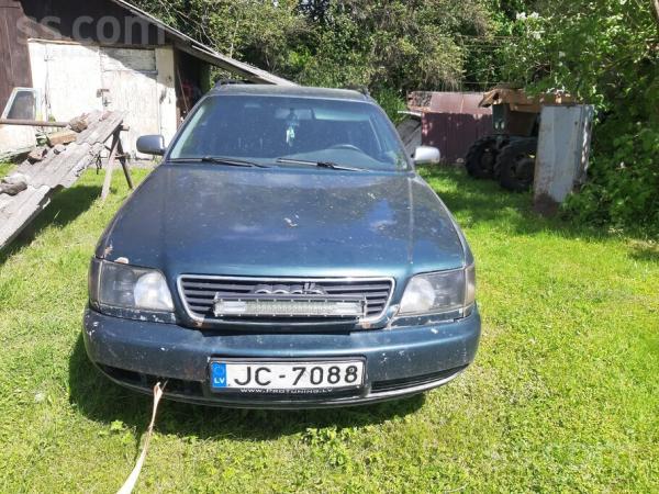 Zaļš Audi A6 1995 Ogre, ar dzinēja tilpumu 2.50 L un nobraukumu 359 tūkst. km par 550 €, foto 1 vietnē AUTOMOTO.COM.LV