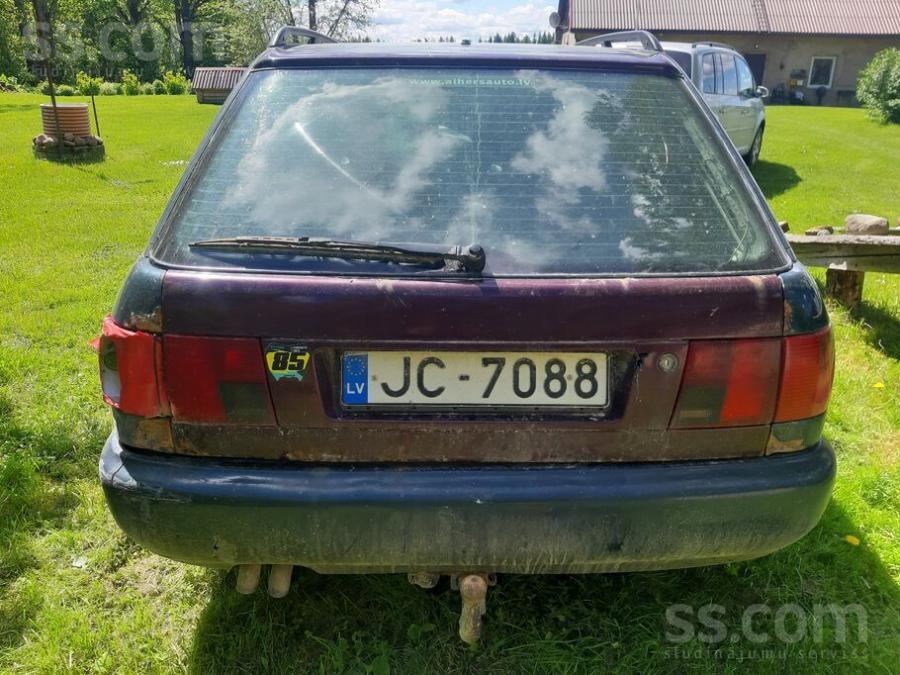 Zaļš Audi A6 1995 Ogre, ar dzinēja tilpumu 2.50 L un nobraukumu 359 tūkst. km par 550 €, foto 3 vietnē AUTOMOTO.COM.LV